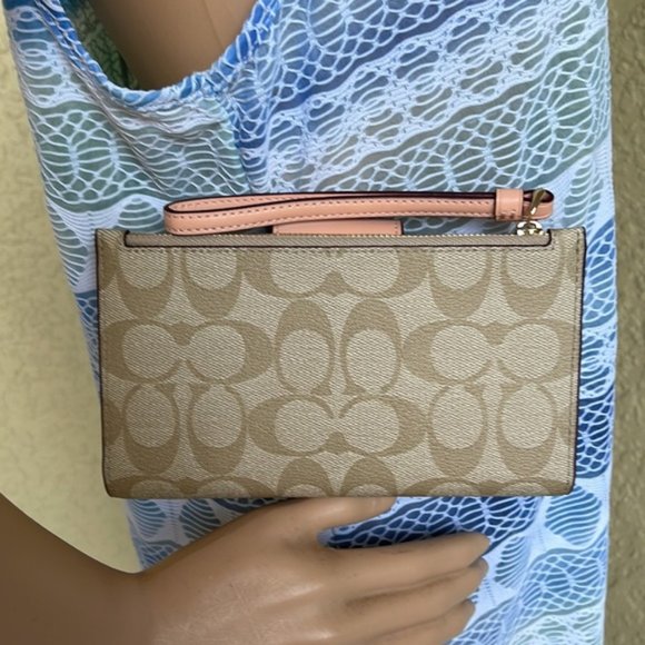 Coach | Bags | Coach Tech Phone Wallet In Colorblock Signature Canvas ...